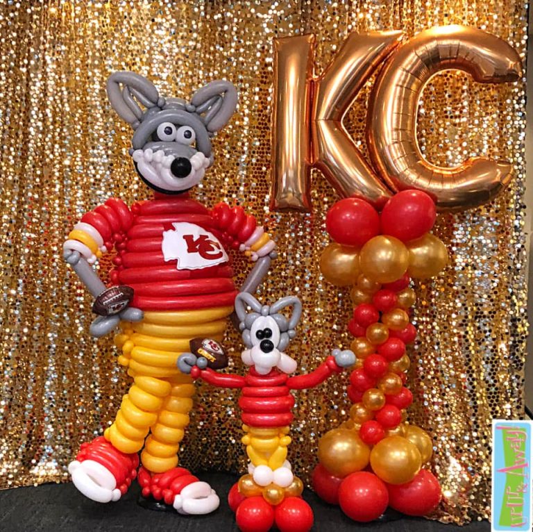 KC Wolf and Mini Wolf - Up Up and Away!® Balloons